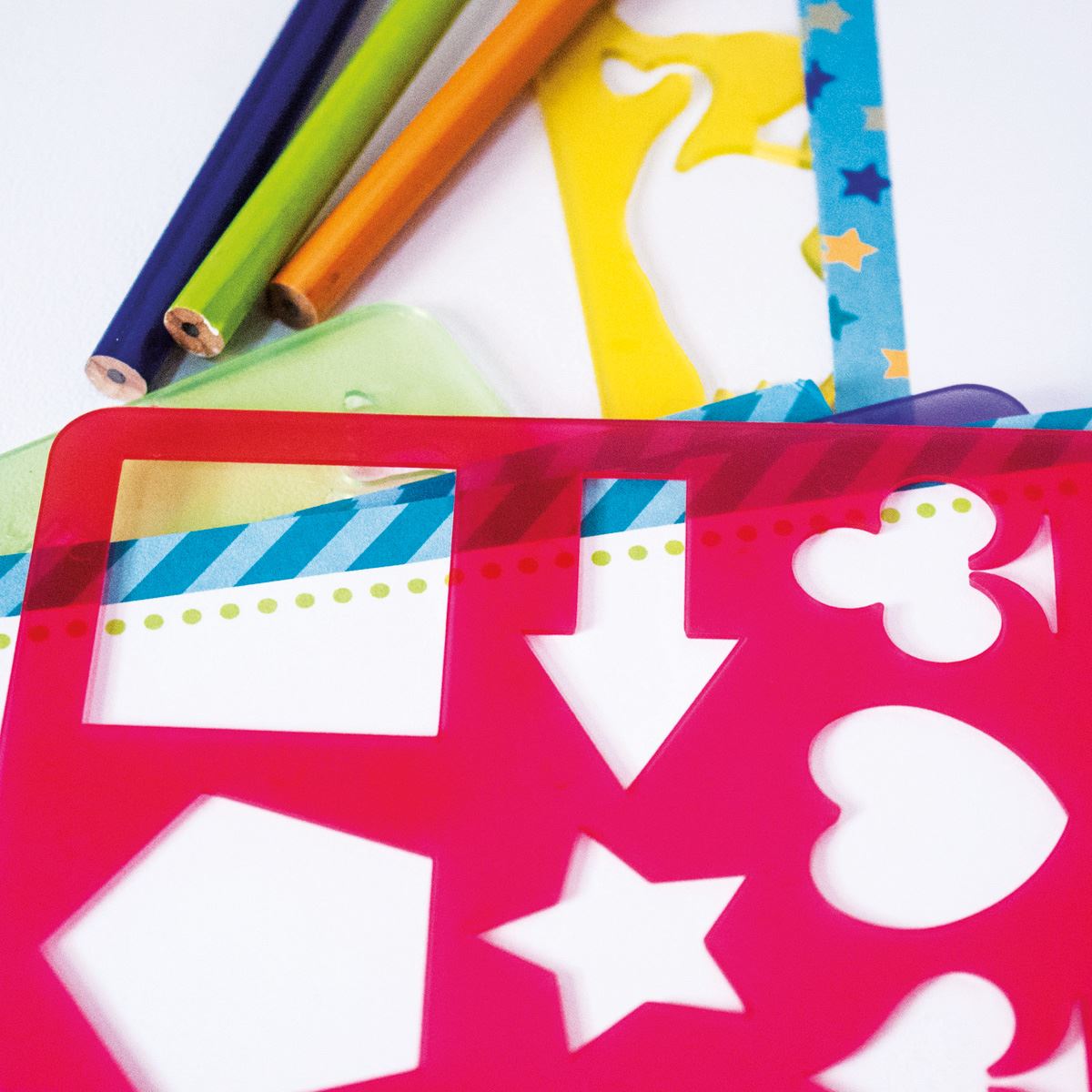 Stencils & Pencils Design Set - Blue | Travel Games