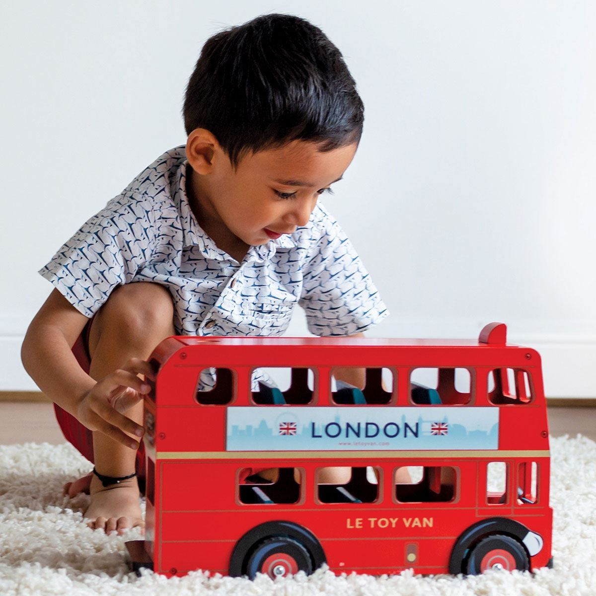 Double Decker London Bus & Driver | Le Toy Van (TV469)