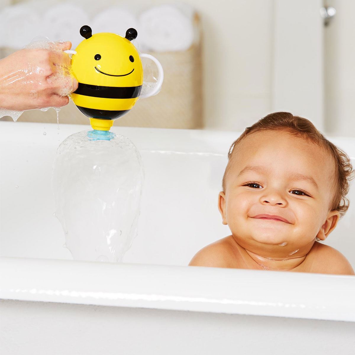 Bee Bath Toy | Bathroom Toys | Mulberry Bush